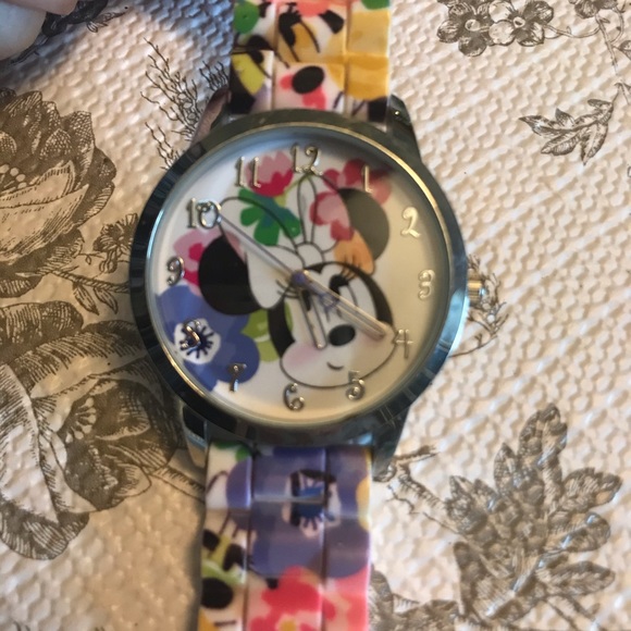 Disney | Accessories | Disney Mini Mouse Quartz Watch | Poshmark